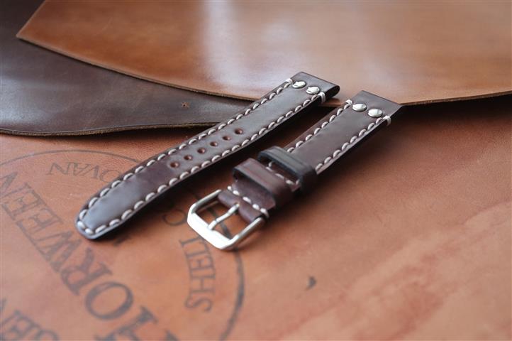 JankoXXX, les bracelets Horween Shell Cordovan faits main | moonphase.fr