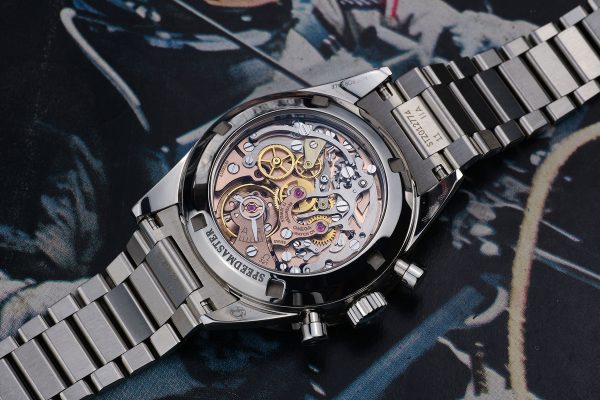 Réédition 2020 de la Speedmaster "Ed White" 105.003, entre tradition et ...